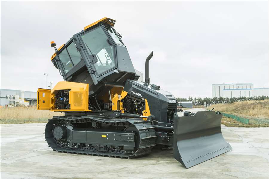 Hyundai introduces crawler dozer for North America - Construction Briefing