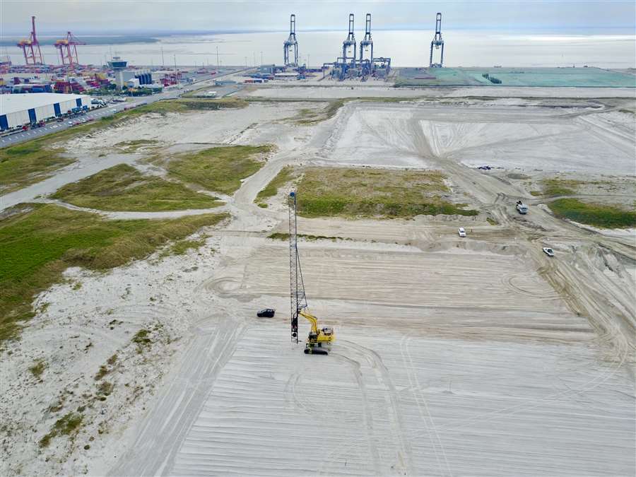 How tech helped with giant land reclamation project - Construction Briefing