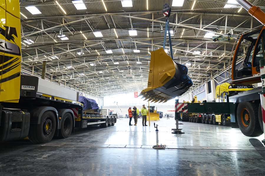 7 Fotos vom Aufbau der Bauma 2025 - Construction Briefing